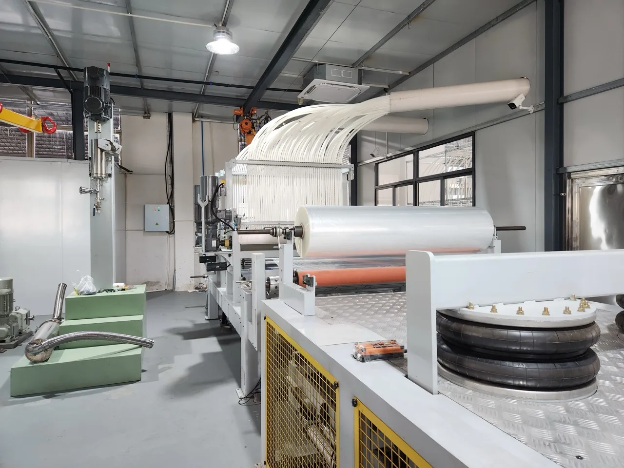 Understanding Sheet Molding Compound (SMC): Applications, Advantages ...